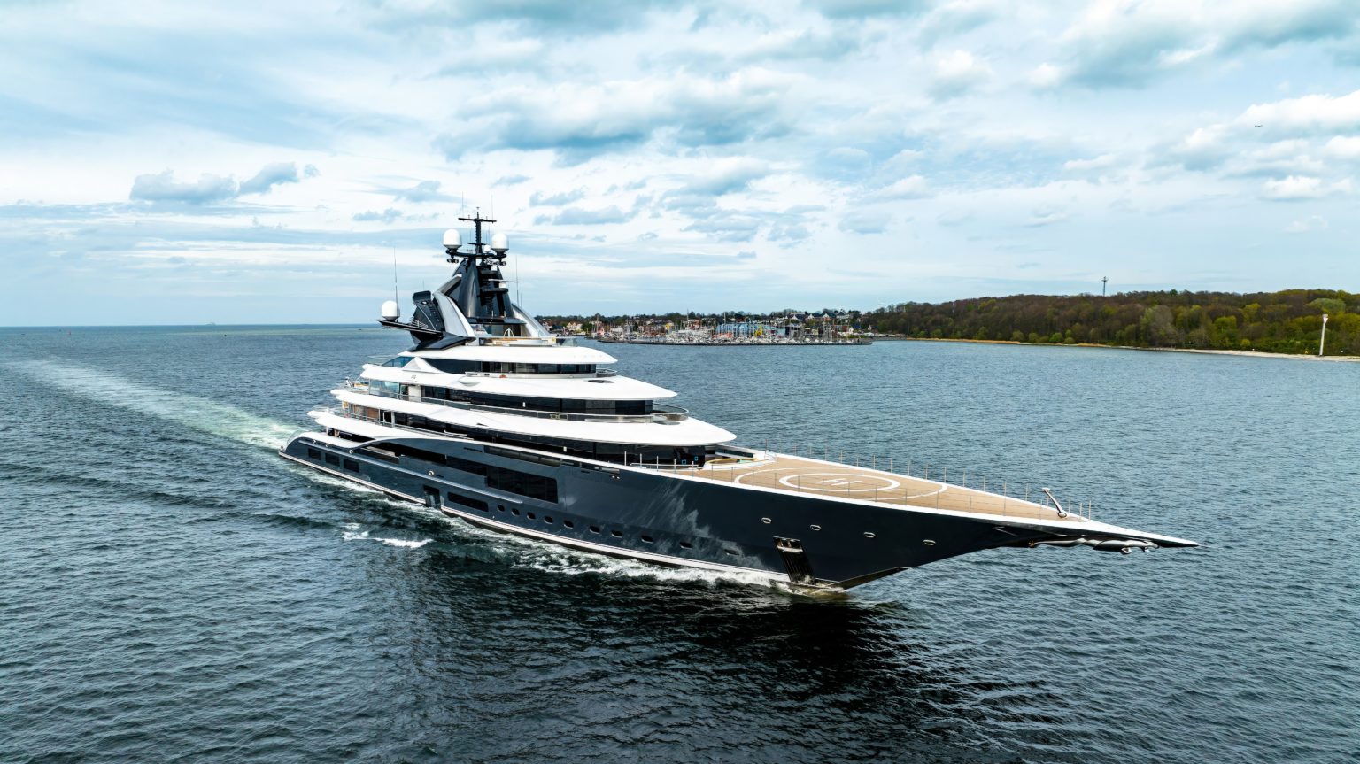 17 of the Biggest and Best Yachts Showcasing at the 2024 Monaco Yacht ...